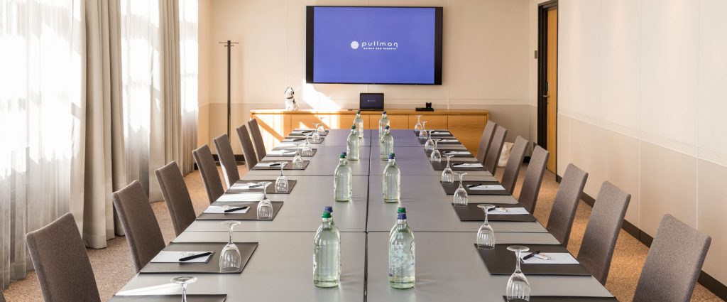 Pullman Basel Europe - Arcade